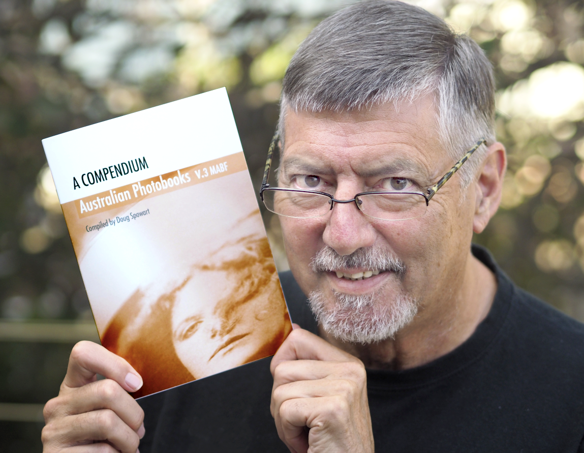 AUSTRALIAN PHOTOBOOK COMPENDIUM – Photobooks in Australia + New Zealand
